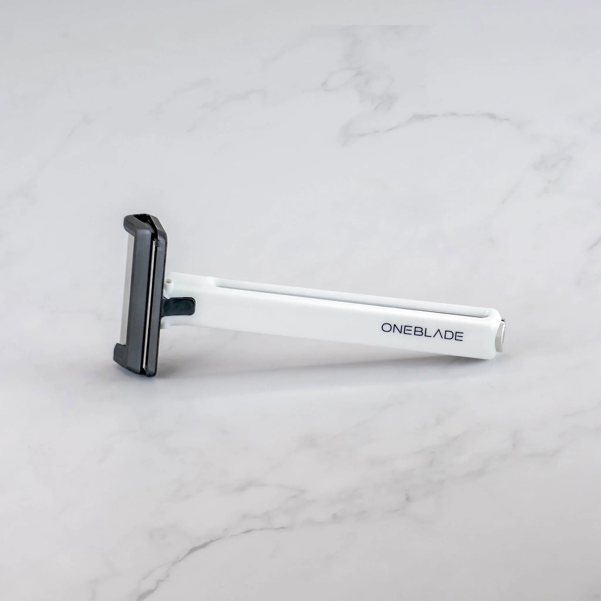 Razor Core (White) – The Gents Store