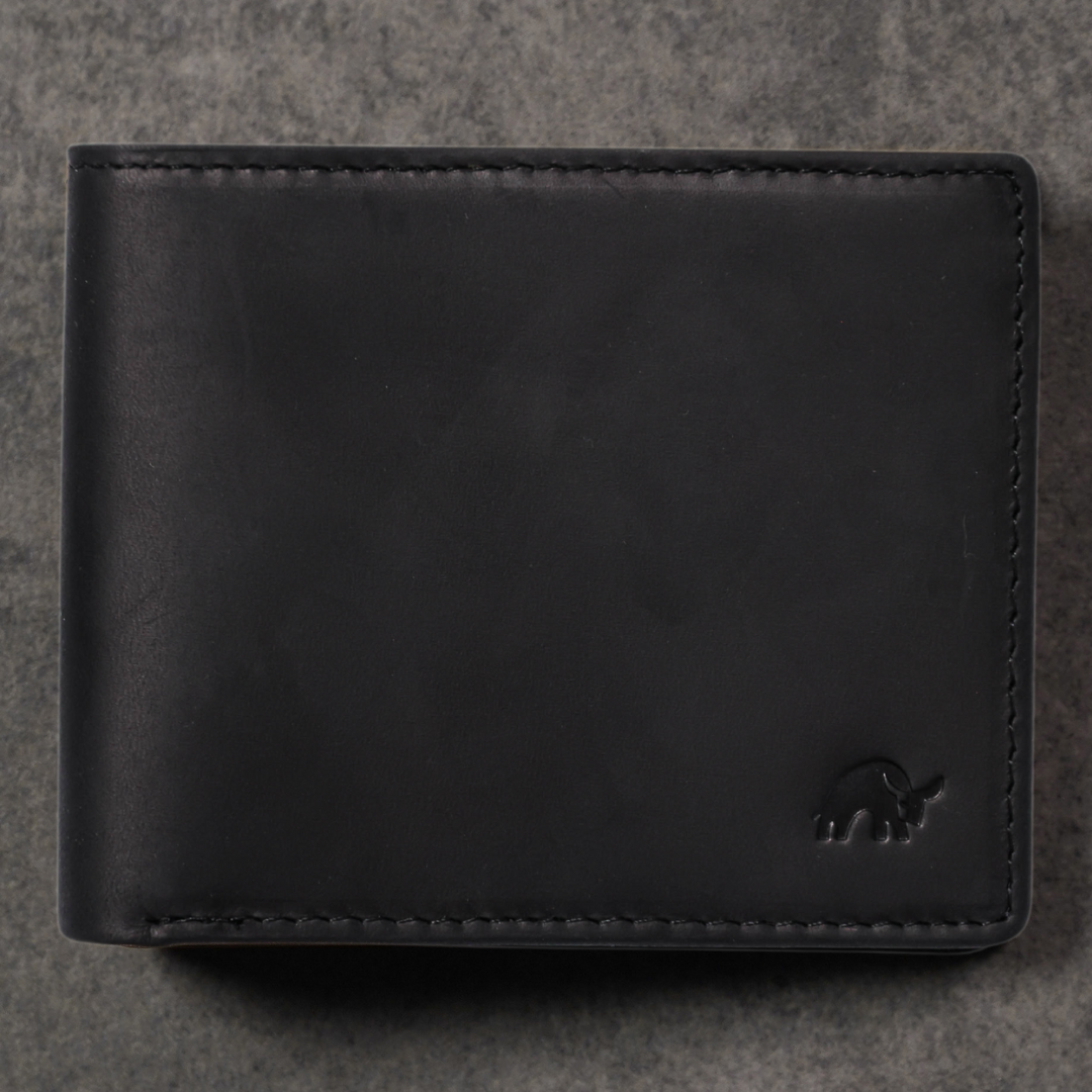 Bifold Wallet - Black Edition by Bullstrap – The Gents Store
